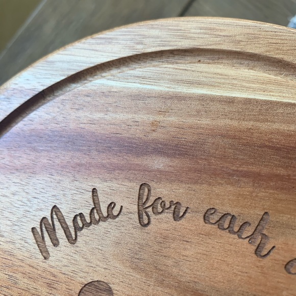 Disney | Dining | Disney Mickey And Minnie Mouse Cheese Board Set ...